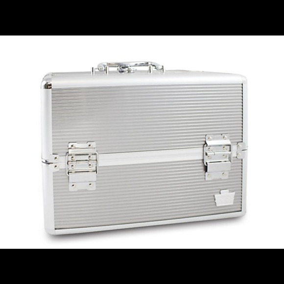 Caboodles | Hair | Caboodles Goddess Professional Fourtray Cosmetic ...